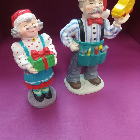 Giny | Holiday | Once Upon A Christmas Santas Helpers | Poshmark
